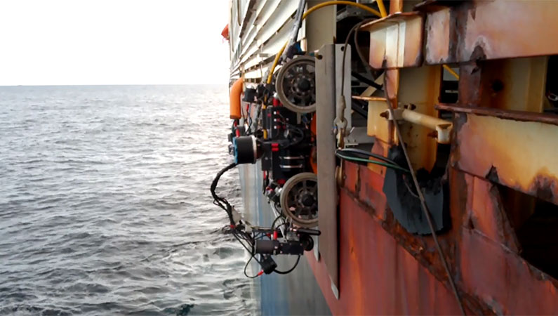 Underwater Hull Crack Repairs - Remotion